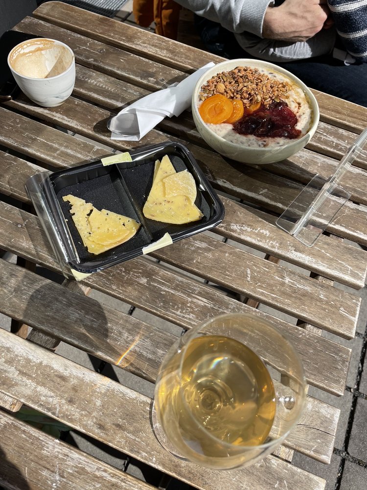 OSADA - 12 Photos - Osadní 35, Praha, Czech Republic - Cafes ...