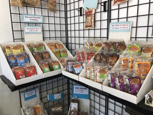 DAVIS MOUNTAINS NUT COMPANY - Updated February 2025 - 12 Photos & 10 ...