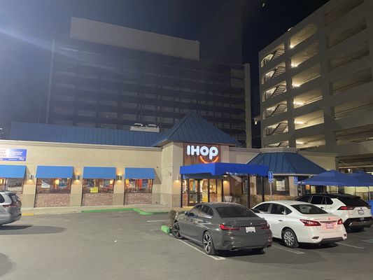 IHOP - Updated May 2026 - 351 Photos & 379 Reviews - 3165 W 6th St, Los ...