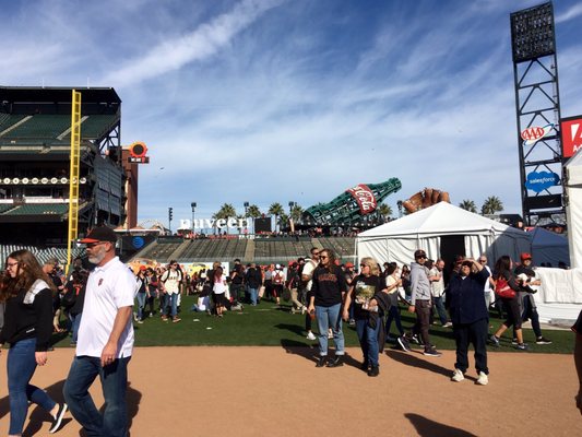 SAN FRANCISCO GIANTS FANFEST - Updated August 2025 - 183 Photos & 29 ...