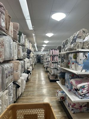 HOMEGOODS - Updated May 2025 - 46 Photos & 19 Reviews - 210 Needham St ...