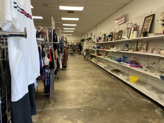 AFFORDABLE TREASURES - Updated January 2026 - 88 Photos & 145 Reviews ...