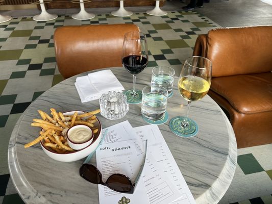 BAR GENEVIEVE - 20 Photos - 730 E Market St, Louisville, Kentucky - Mediterranean - Restaurant ...