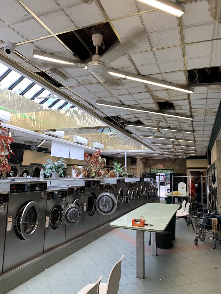LAUNDRY PALACE OF HUNTINGTON - Updated October 2025 - 1668 New York Ave ...