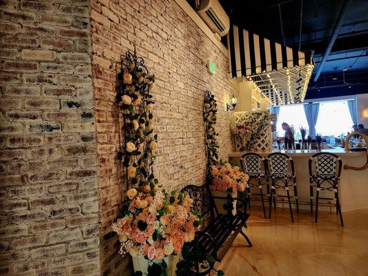 CLINK - Updated September 2025 - 24 Photos - 285 Liberty St NE, Salem ...