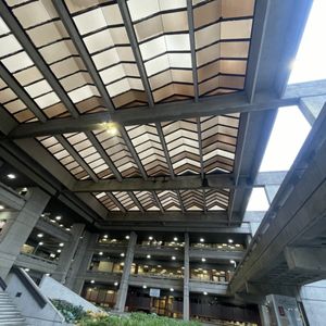 SALEM PUBLIC LIBRARY - Updated May 2025 - 48 Photos & 22 Reviews - 585 ...