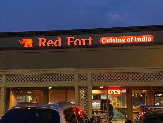RED FORT CUISINE OF INDIA - 69 Photos & 94 Reviews - 1600 Wooodland ...