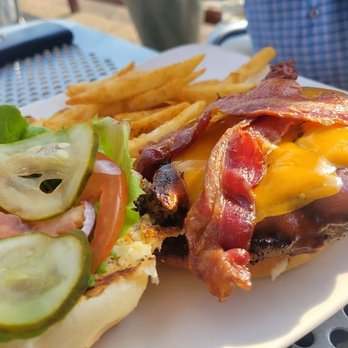 FARGOS - Updated January 2026 - 98 Photos & 47 Reviews - 4976-98 Avenue ...