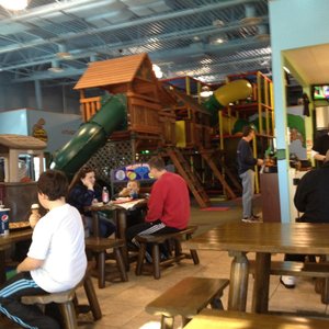 LOST IN FUN - 41 Photos & 41 Reviews - 8431 Cody Dr, Lincoln, Nebraska ...