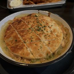 TOWNE TAVERN - Updated December 2025 - 64 Photos & 78 Reviews - 3138 ...