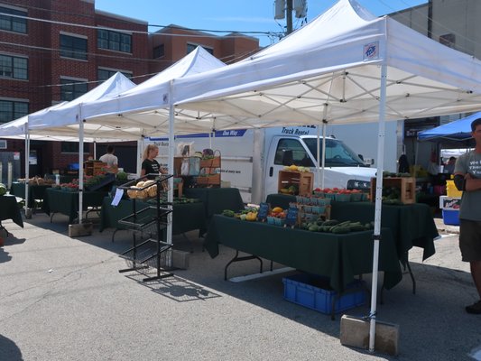 PARK RIDGE FARMERS MARKET - Updated August 2024 - 78 Photos & 23 ...