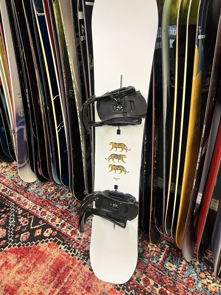 SOCAL SNOWGEAR - Updated January 2026 - 21 Photos - 111 N Vermont Ave ...