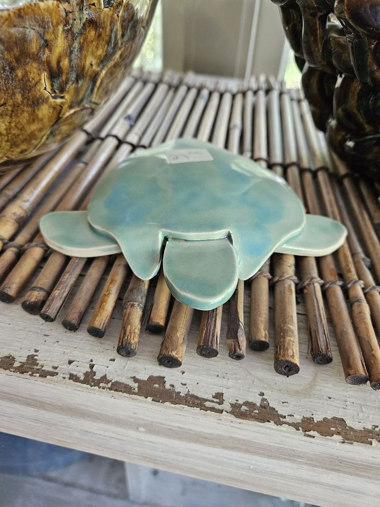 CLAY COTTAGE AND ART STUDIO - Updated June 2025 - 1123 Chuck Dawley ...