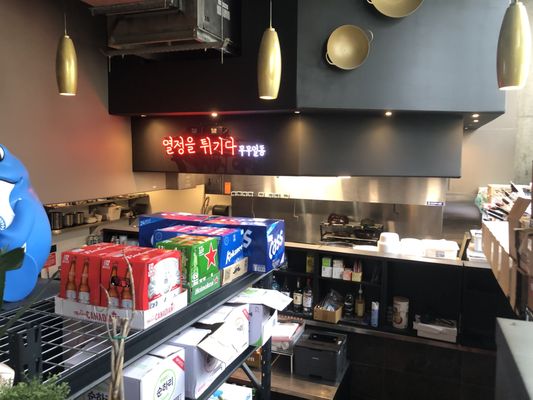 MUMU KITCHEN - Updated January 2026 - 62 Photos & 31 Reviews - 1738 ...