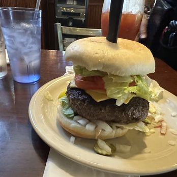 GROVERS BAR & GRILL - Updated May 2025 - 422 Photos & 456 Reviews ...