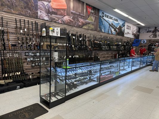 SMOKY MOUNTAIN GUNS AND AMMO - Updated December 2025 - 40 Photos - 6221 ...