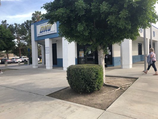 DEPARTMENT OF MOTOR VEHICLES - 102 Photos & 495 Reviews - 3700 E Willow ...