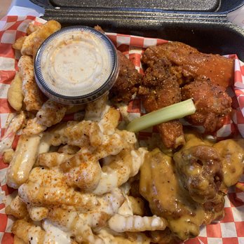 WING OUT - Updated December 2025 - 13 Photos & 10 Reviews - 122 River ...