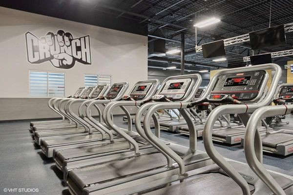 CRUNCH FITNESS - CHAMPAIGN - Updated December 2025 - 46 Photos & 29 ...