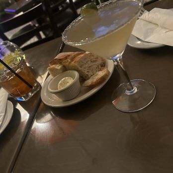 Z CAFÉ & BAR - Updated March 2025 - 503 Photos & 467 Reviews - 2735 ...