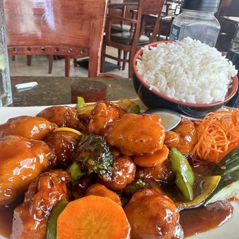 TAYZAN - Updated July 2024 - 475 Photos & 315 Reviews - Ashford Ave ...