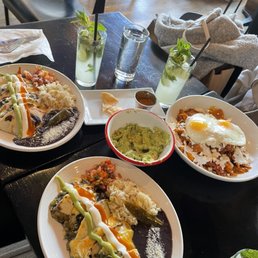 LA CONTENTA OESTE - Updated December 2025 - 552 Photos & 376 Reviews ...