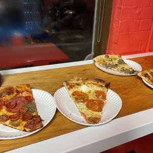 PIZZA TASCIO - 83 Photos & 82 Reviews - 1111 Burlington St, North ...