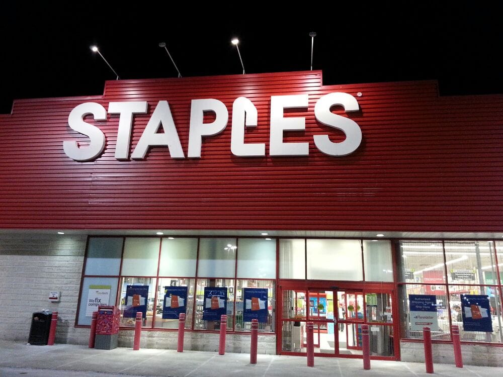 STAPLES - Updated December 2025 - 5900 Mavis Road, Mississauga, Ontario ...