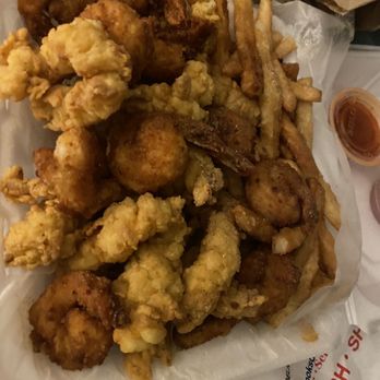 HOOK’S CATCH SEAFOOD & WINGS - COCONUT CREEK - Updated June 2024 - 91 ...