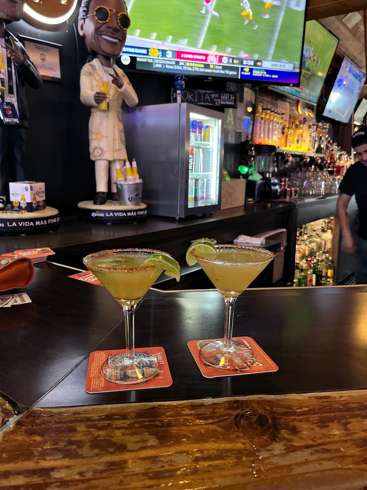 THE CORNER BAR - Updated December 2025 - 340 Photos & 257 Reviews ...