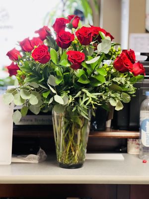 FLOWERS ON BROAD - Updated December 2025 - 26 Photos & 27 Reviews ...