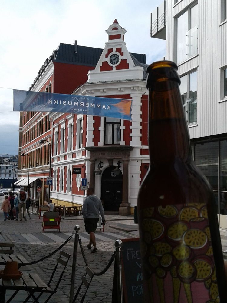 BAR BACHE - Updated June 2024 - 12 Photos - Øvre Holmegate 5, Stavanger ...