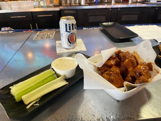 TWO BUCKS - Updated April 2025 - 68 Photos & 112 Reviews - 36931 ...