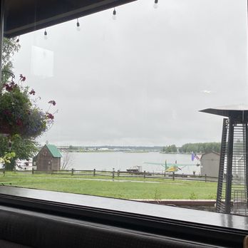 FLYING MACHINE RESTAURANT - Updated October 2024 - 57 Photos & 65 ...