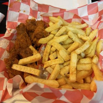 STRIKEOUT WINGZ - Updated January 2026 - 70 Photos & 56 Reviews - 60 ...