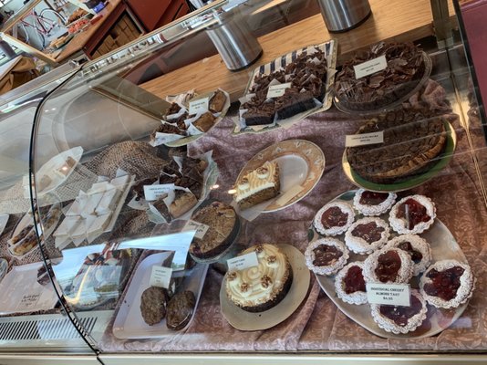 RAVELIN BAKERY - 115 Photos & 215 Reviews - Bakeries - 416 S Elm St ...