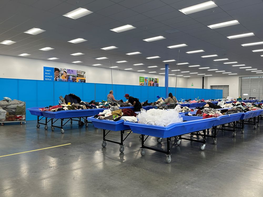 GOODWILL SOCAL RIVERSIDE WAREHOUSE CLEARANCE CENTER - Updated December ...