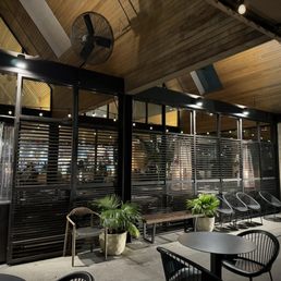 TRAVELER’S TABLE - Updated January 2026 - 6896 Photos & 2321 Reviews ...