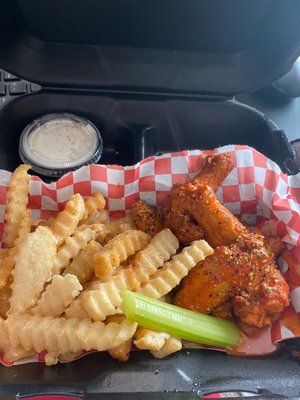 WING OUT - Updated October 2024 - 13 Photos & 10 Reviews - 122 River ...