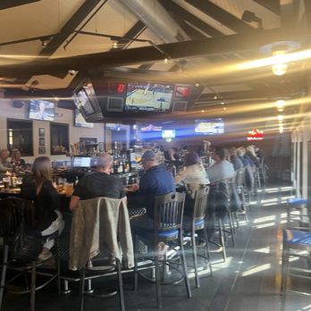 LESTER’S - Updated December 2024 - 230 Photos & 266 Reviews - 9906 ...