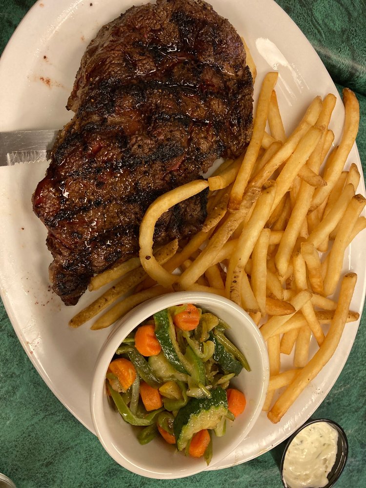 RUSTY TRACTOR FAMILY RESTAURANT - 140 Photos & 236 Reviews - 602 E ...