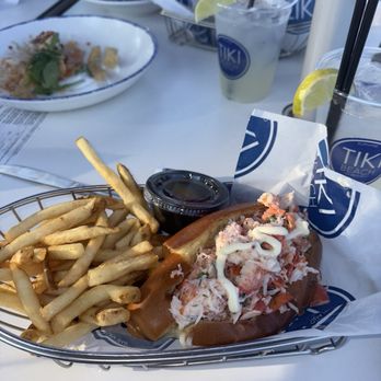 TIKI BEACH PIER RESTAURANT - Updated October 2025 - 123 Photos & 73 ...
