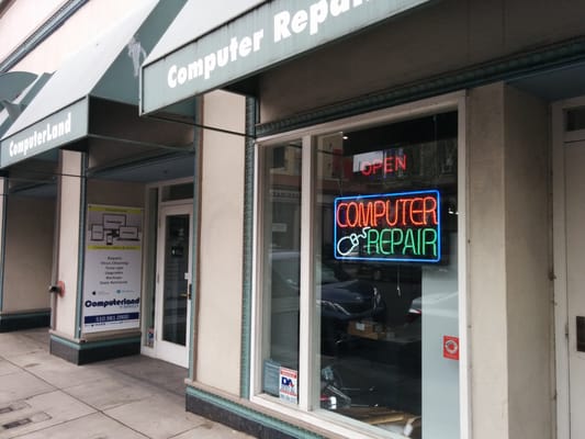 COMPUTERLAND OF BERKELEY - Updated January 2025 - 10 Photos & 483 ...
