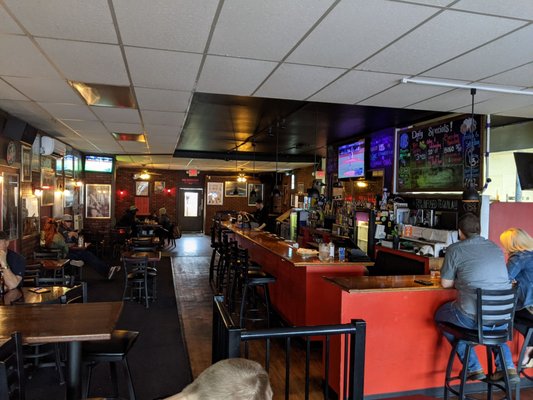 BOOMERS CLASSIC ROCK BAR & GRILL - Updated August 2025 - 89 Photos ...