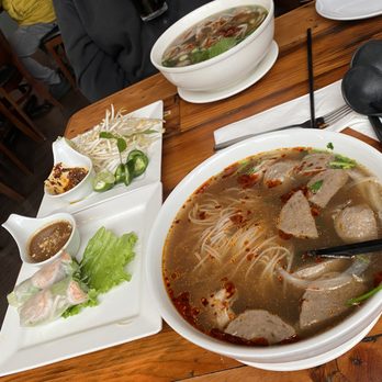 OMG PHO - Updated October 2025 - 140 Photos & 124 Reviews - 201 Vertin ...