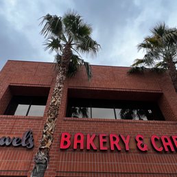 JEWEL’S BAKERY AND CAFE - Updated December 2025 - 939 Photos & 1045 ...