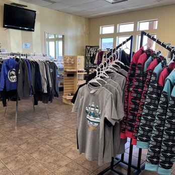 FORT INDEPENDENCE TRAVEL PLAZA - Updated November 2025 - 49 Photos & 37 ...