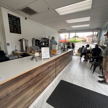 MIRACLE BAKERY - 768 Photos & 516 Reviews - 1529 N San Fernando Blvd ...