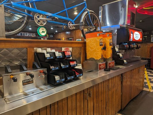 SPANGLES - Updated February 2025 - 15 Photos & 20 Reviews - 415 S West ...