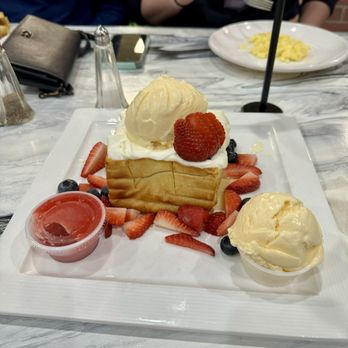 TOAST&TEA - Updated December 2025 - 119 Photos & 84 Reviews - 316 E ...